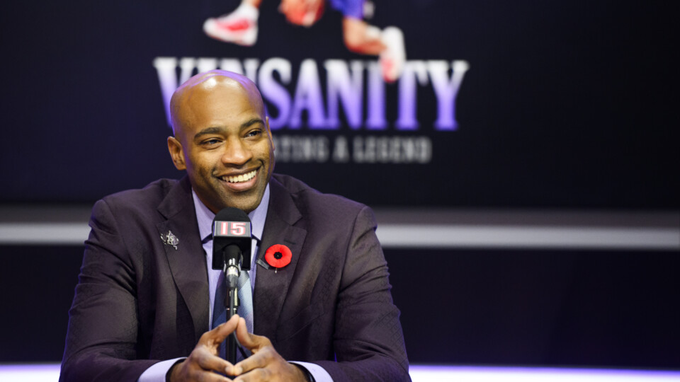 Stephen Staley: Wait, why are we cheering on Vince Carter again? - The Hub